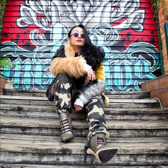 Stylenanda | Jackets & Coats | Stylenanda Camel Black Gold Faux Fur ...